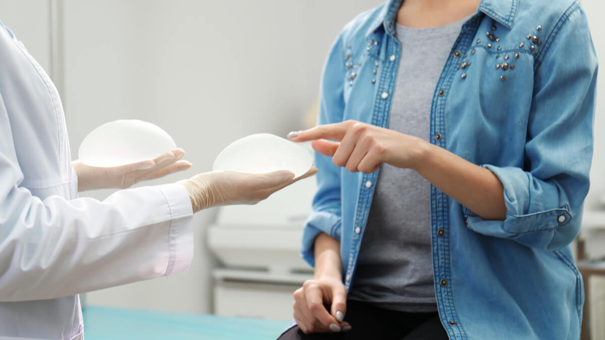 Recomendaciones: Linfoma asociado con implantes mamarios