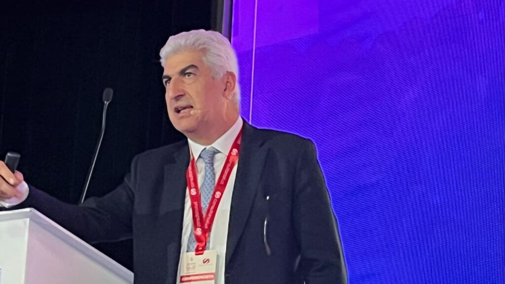 Revive la conferencia del Dr. José Fernando Cardona en el XVIII CNS